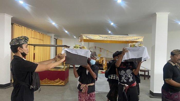 RSUP Prof Ngoerah Kremasi 14 Jenazah Terlantar, Didominasi Orok Bayi - Tribun-bali.com