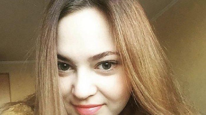 Pengakuan Mengejutkan Wanita PNS Cantik Rusia yang Berpose Bugil Hingga ...