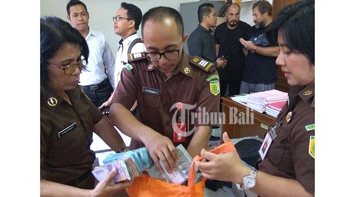 Dua Perampok Money Changer Asal Rusia dan Ukraina Dilimpahkan, Uang ...