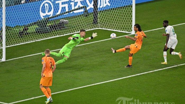Andries Noppert, Kiper Timnas Belanda yang Pernah Berurusan Sama Mafia ...