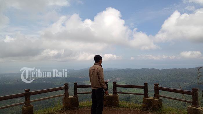 Banjar Tanah Ampo Kembangkan Wisata Alam, Bukit Surga Ngehits Setelah ...