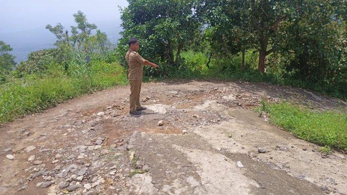 Benyah Latig! Jalan Muntigunung Karangasem ke Bangli Memprihatinkan ...