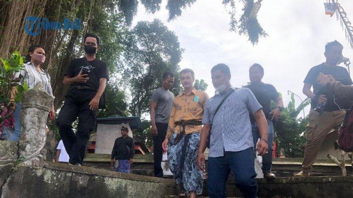Bule Berulah Atas Nama Samuel WN Australia Gelar Upacara Prayascita Durmanggala - Tribun-bali.com