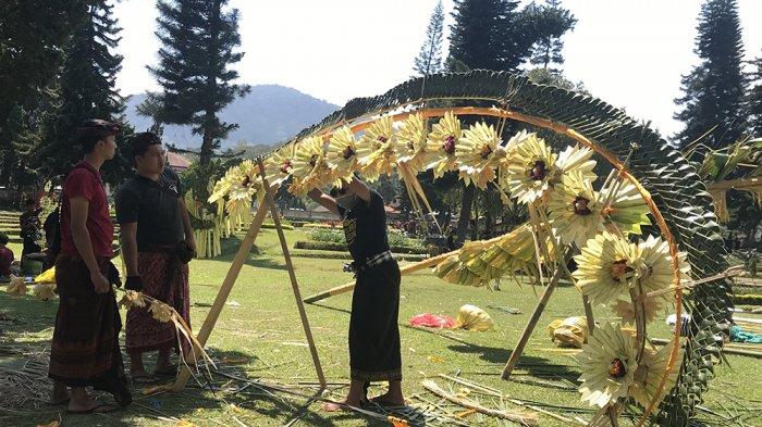 Angkat Tema “Tri Semaya, Atita, Nagata, Wartamana”, Festival Ulundanu ...