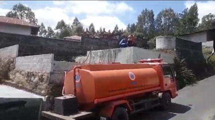 Debit Air di Tiga Sumber Mata Air Desa Siakin Bangli Kian Mengecil ...