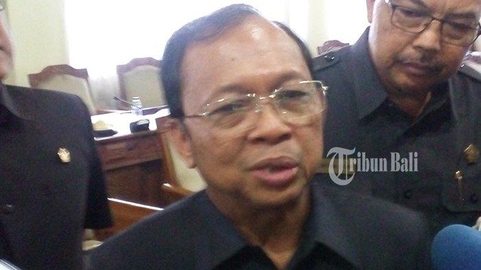 Bantuan Desa Adat Langsung Ditransfer - Tribun-bali.com