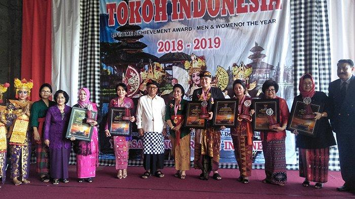 Selly Mantra Raih Penghargaan Women Of The Year 2019 - Tribun-bali.com
