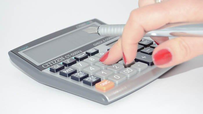 Arti Mimpi Melihat Orang Menggunakan Kalkulator, Kamu Kagum pada ...