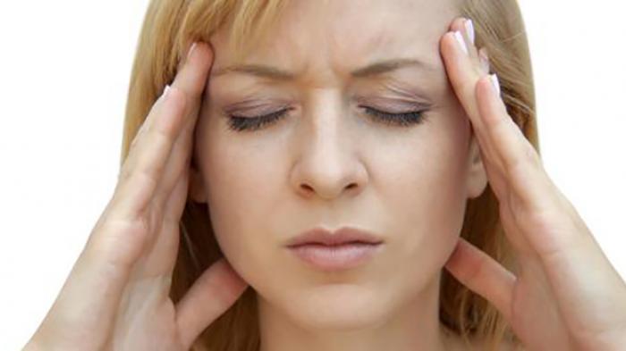 5 Cara Mudah Hilangkan Pusing, Mulai dari Kompres Kepala dengan Es ...