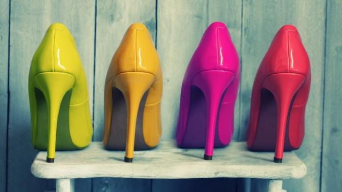 Duh, Aida Ngutil 12 Pasang Sepatu di Mall Ternyata Untuk Ini - Tribun ...