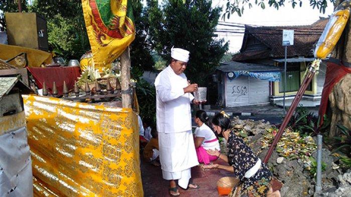 KISAH Sakral Patung Bayi Sakah di Desa Batuan Gianyar - Tribun-bali.com
