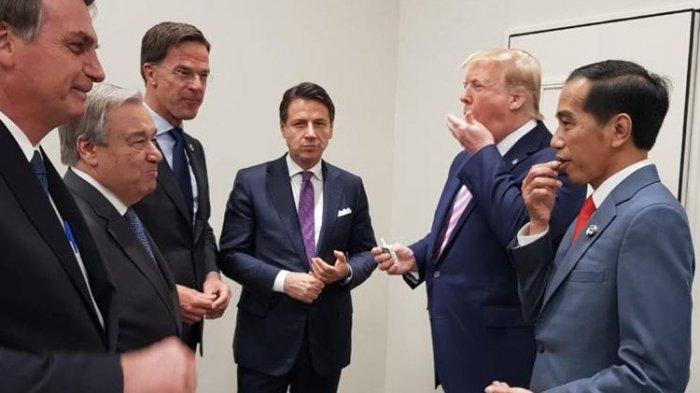 Presiden Jokowi Dapat Permen dari Presiden Donald Trump dan Terima Ucapan Selamat - Tribun-bali.com