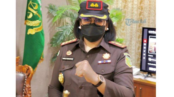 Kajari Klungkung Shirley Manutede: Pers Adalah Mitra, Bravo Pers Klungkung - Tribun-bali.com