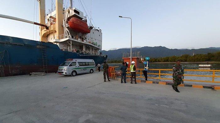 KM Tonasa Line XVIII Dikarantina 14 Hari di Terminal Khusus Pelabuhan ...