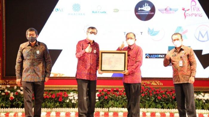 Menkumham Serahkan Sertifikat dan Surat Pencatatan Kekayaan Intelektual ke Provinsi Bali ...