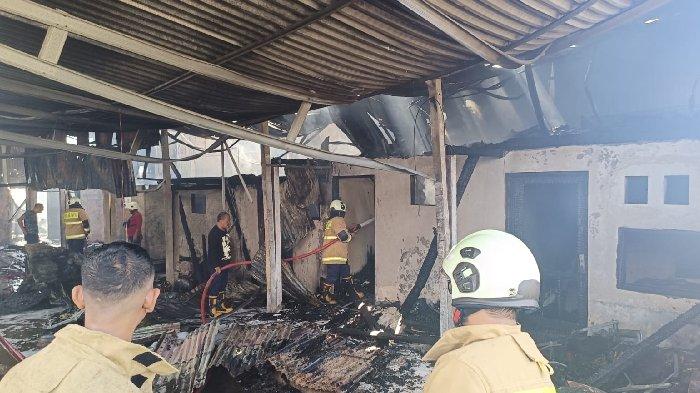 Mess 2 Lantai Karyawan Proyek di Jimbaran Bali Ludes Terbakar ...