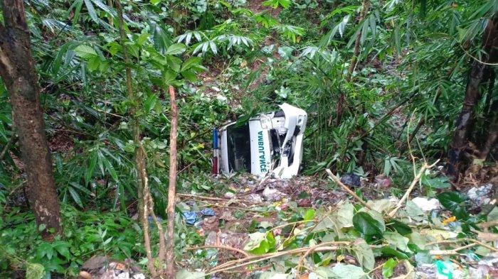 Kronologi Ambulans Angkut Jenazah Kecelakaan & Terperosok ke Jurang di ... Kronologi Ambulans Angkut Jenazah Kecelakaan & Terperosok ke Jurang di ...