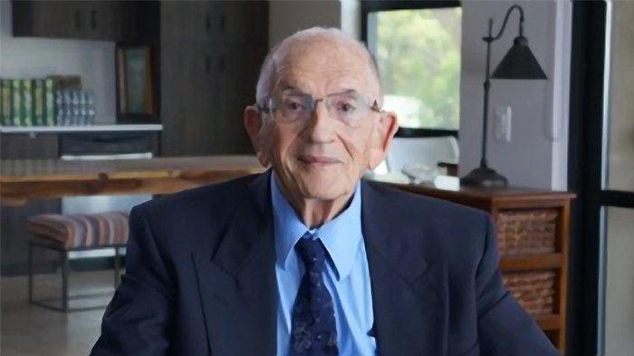 Rahasia Murray Grossan, Dokter THT Berusia 94 Tahun Ini Tak Pernah ...