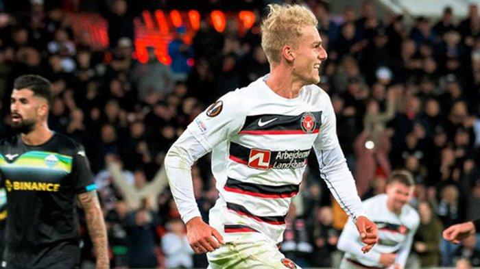 Scout Talent AC Milan dan Fiorentina Dikabarkan Tertarik Boyong Gustav ...