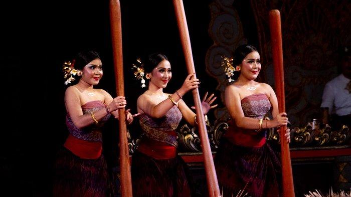 Bumbung Gebyog dan Tradisi Male Masih Diusulkan Jadi WBTB - Tribun-bali.com