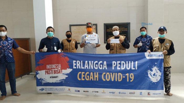 Penerbit Erlangga Bali Salurkan CSR, Bantu Masyarakat yang Terdampak ...
