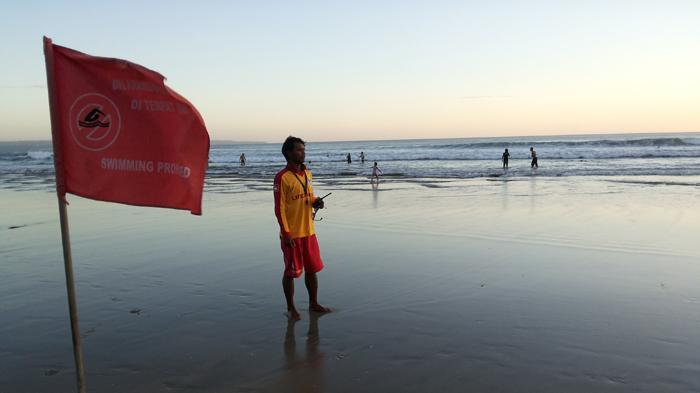 Kenalilah Ombak RIP Current di Pantai, Bahaya Jika Anda Tidak ...