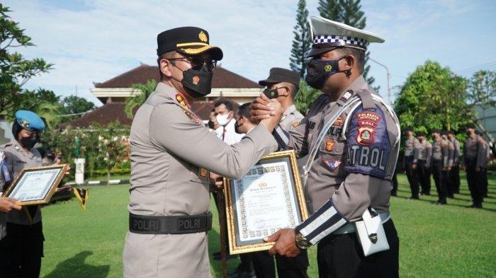 SOSOK Personel Polresta Denpasar Dapat Penghargaan Berprestasi, Yuk Simak Ulasannya! - Tribun ...