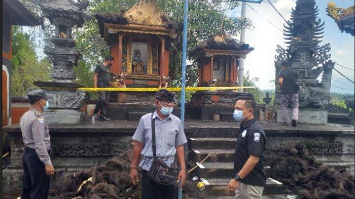 Atap 2 Pelinggih Pura Dalem Desa Rangdu Buleleng Terbakar - Tribun-bali.com