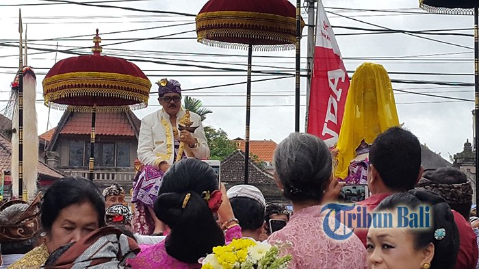 Kisah Cinta Raja Puri Agung Peliatan Saat Persunting Seorang Gadis Yang ...
