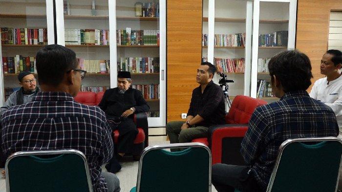 Khoirul Anam, Peneliti dan Pemerhati Terorisme Indonesia: Bubarnya JI ...