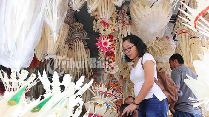 Kenapa Penjor Galungan Dipasang Saat Penampahan? - Tribun-bali.com