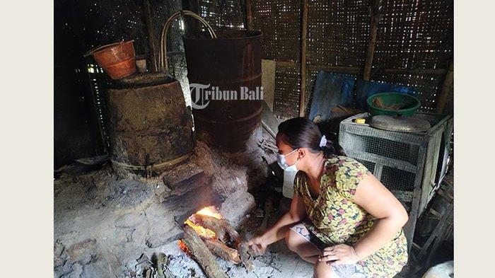 Resah Akan Kehilangan Mata Pencaharian, Petani Arak di Desa Besan Harap ...