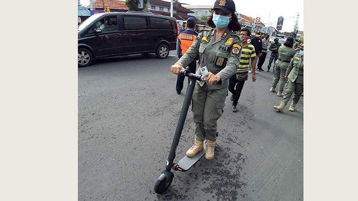 Satpol PP Denpasar Dapat 10 Skuter Elektrik dan 5 Motor Trail dari ...
