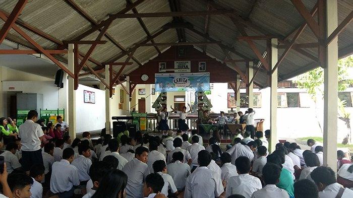 Mengajak Siswa SLB Negeri 1 Denpasar Giat Menabung Dan Menulis Berita ...