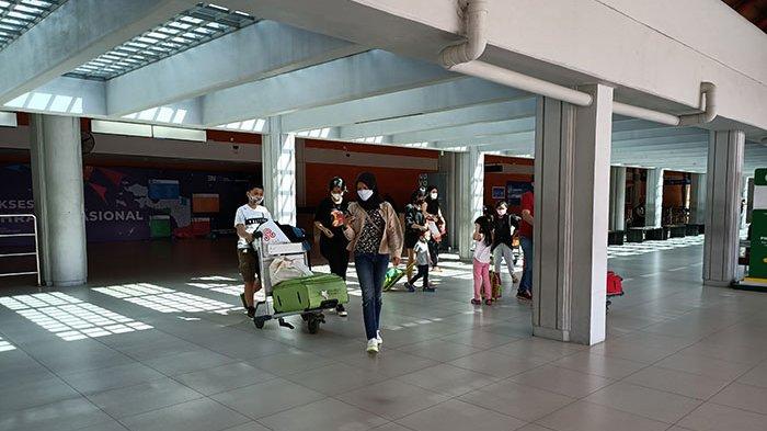 PPKM Darurat Berlaku Besok, Trafik Penumpang di Bandara Ngurah Rai Diprediksi Turun Hingga 50 ...