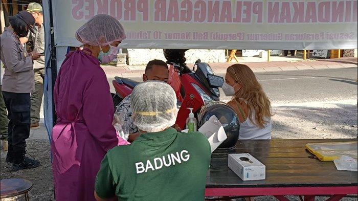 6 WNA Tidak Pakai Masker, Satpol PP Bali Rekomendasikan Deportasi - Tribun-bali.com