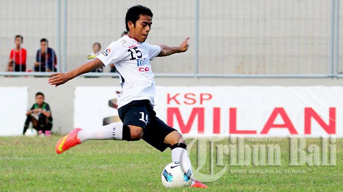 Sukron Makmun Nikmati Persaingan di Lini Depan Bali United - Tribun ...