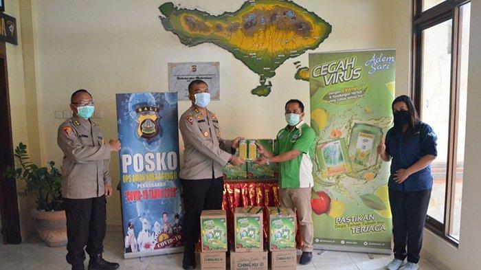 Support Polda Bali, PT Sari Enesis Indah Sumbangkan Produk Obat ...