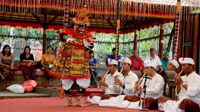 Seni Tabuh Klasik Denpasar Undang Decak Kagum Penonton - Tribun-bali.com