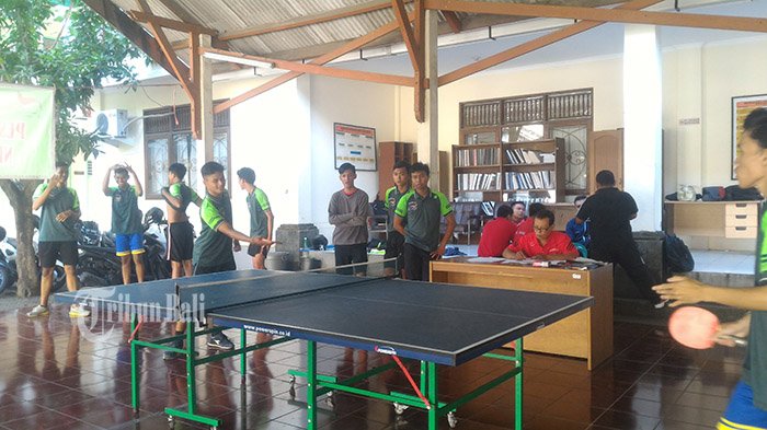 Atlet Difabel Gede Anom Raih Juara Kedua di Final Tenis Meja Walikota ...