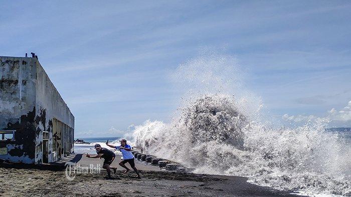 Mengenal 'Ombak Pembunuh' Rip Current yang Kerap Seret Wisatawan di ...