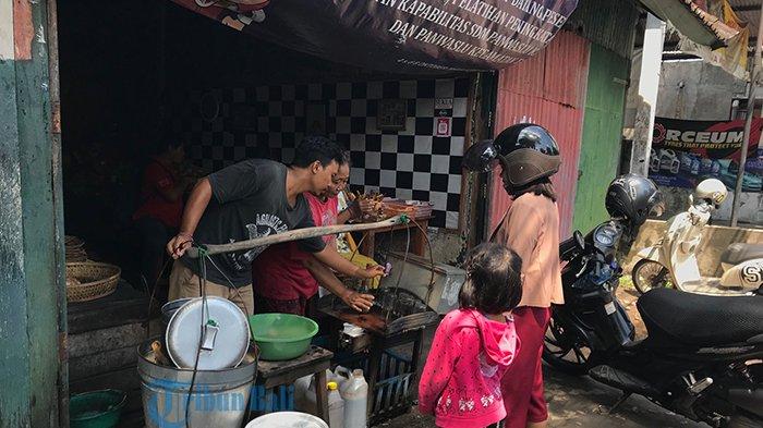 Es Waneng Minuman Legendaris yang Eksis Sejak 1938 di Tabanan ...