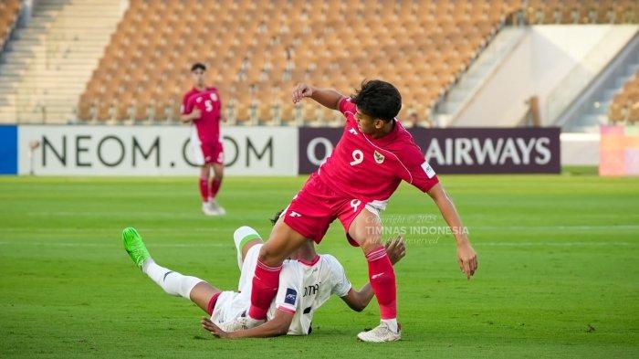 SEJARAH Pertama Kali Lolos Lewat Kualifikasi, Sang Ayah Bangga Putu ...