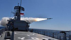 Canggih dan Modern, Kapal Perang TNI AL, KRI Surik-645 Buatan Dalam ...