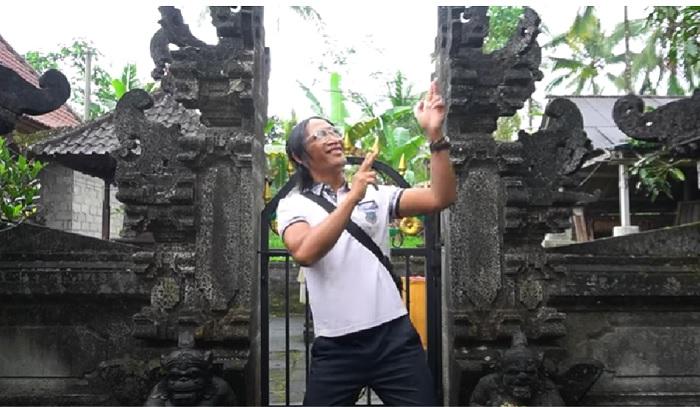 Kisah Anak Agung Ketut Rai, Dulu Buat Batako, Kini Ajik Akari Manggung ...