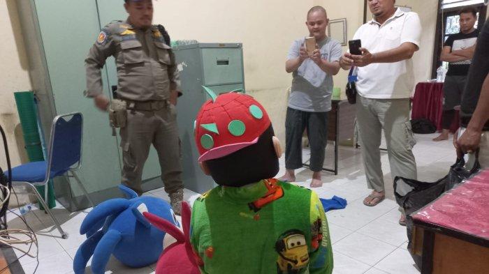 Pengamen Badut Diancam Denda dan Penjara Jika Masih Berkeliaran di Kabupaten Bangka - Bangkapos.com