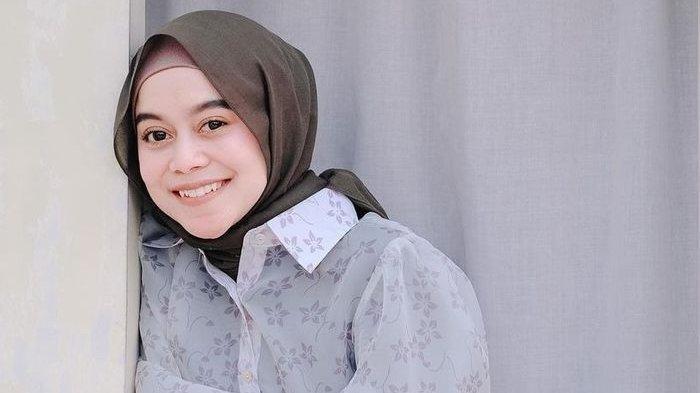 Viral Meme Begini Tanggapan Lesti, Istri Rizky Billar Buka Suara: Saya ...