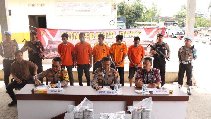 Kapolres Bangka Sebut Minyak Hitam Masuk Langsung ke Wilayahnya Baru ...