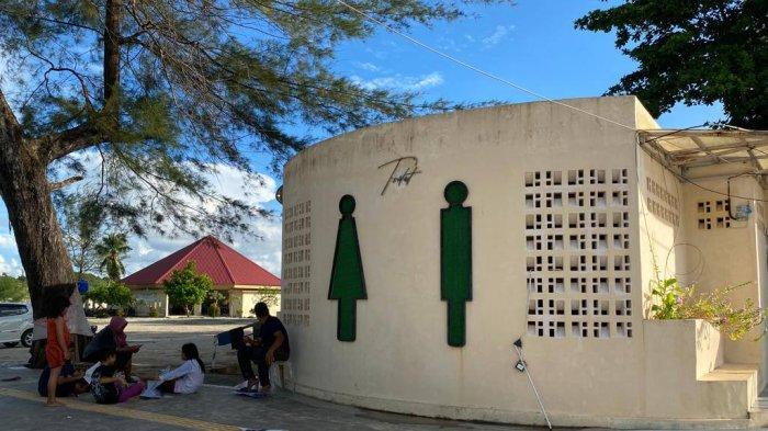 Berikan Sarana Pendukung Pariwisata Berkualitas, Empat Toilet Wisata Disiapkan di Pantai Pasir ...