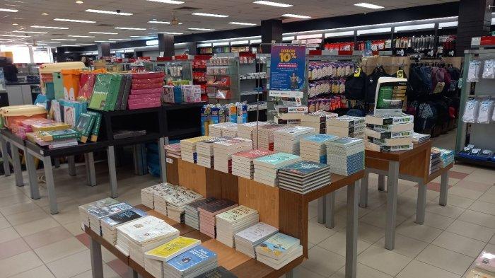 Yuk Borong Buku Favorit Kamu di Gramedia Pangkalpinang, Ada Promo Khusus Diskon 10 Persen Loh ...